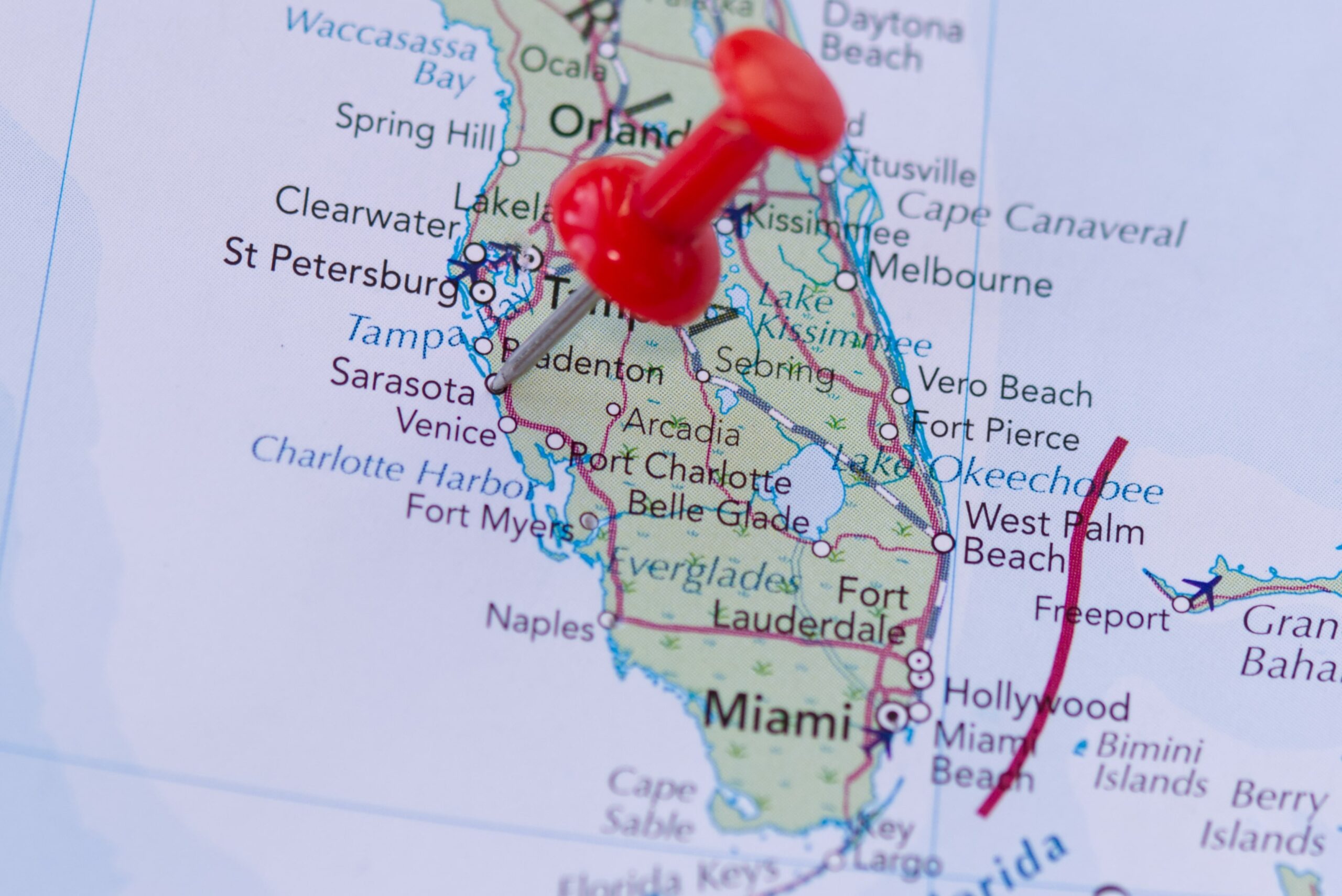 How Do You Know When to Expand Your Service Area? | Sparkling Bins